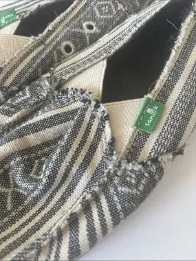 Sanuk | Shoes | Sanuk Striped Canvas Donna Keys Ranch Slip On Shoes ...